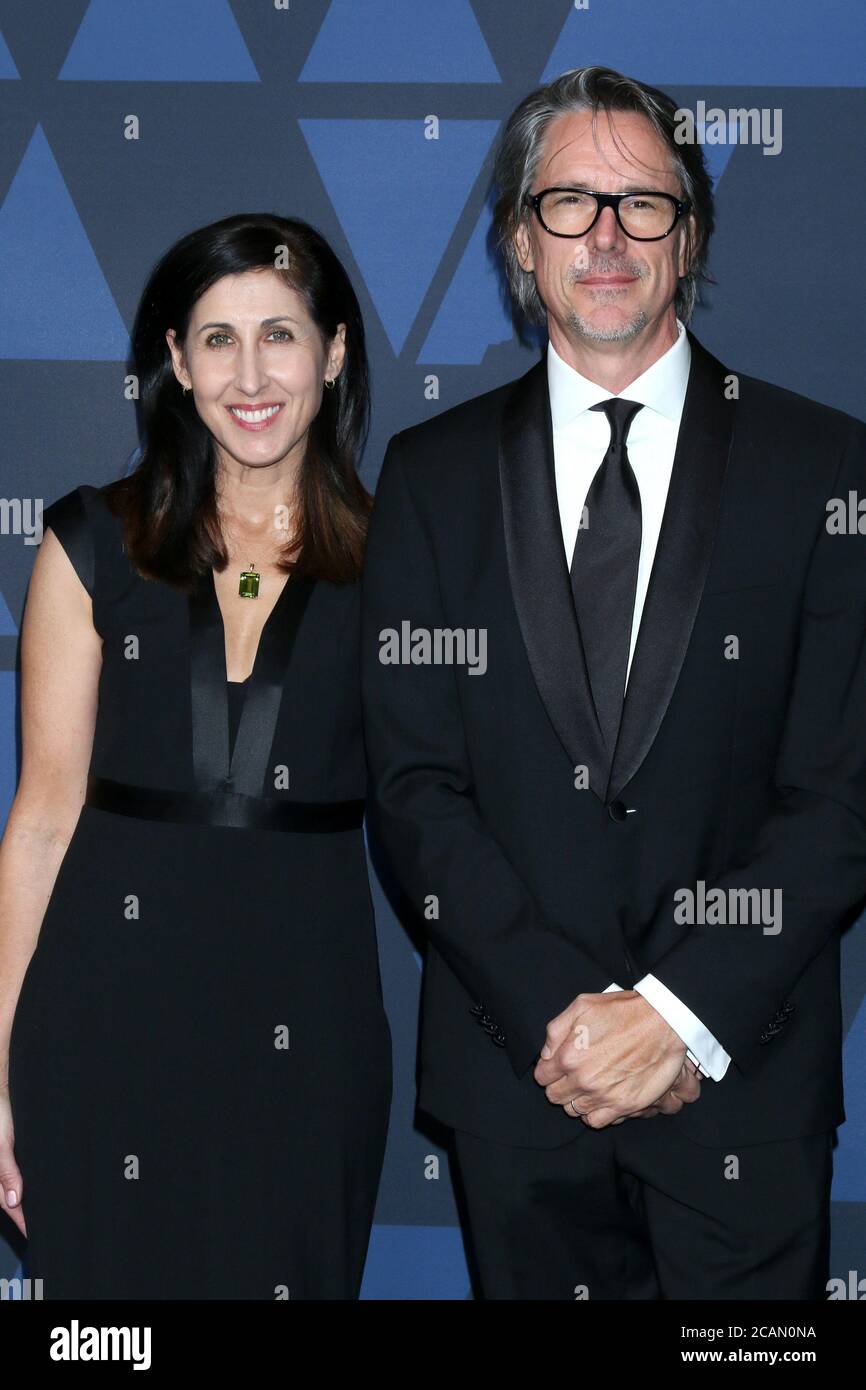 LOS ANGELES - OCT 27: Margaret Riley, Charles Randolf at the Governors ...