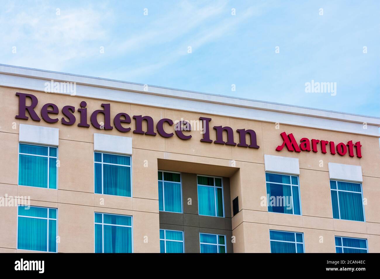 Residence Inn Marriott sign on the long stay hotel building - San Jose ...