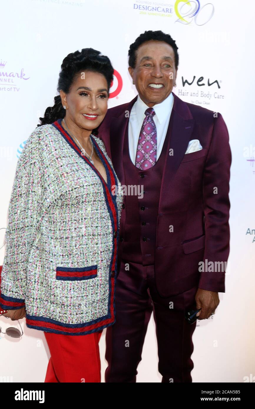 LOS ANGELES - JUL 14: Frances Robinson, Smokey Robinson at the 20th ...