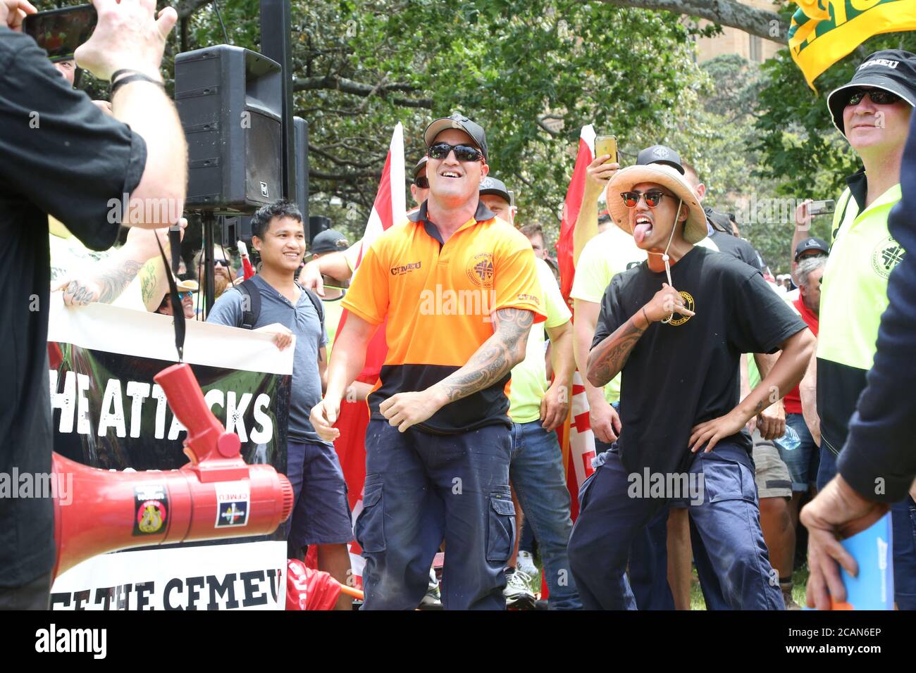 Haka dance hi-res stock photography and images - Alamy
