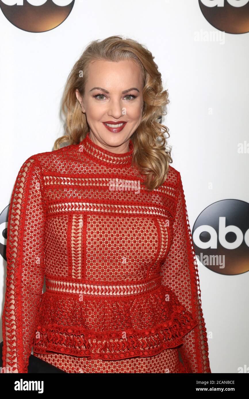 LOS ANGELES - JAN 8: Wendi McLendon-Covey at the ABC TCA Winter 2018 ...