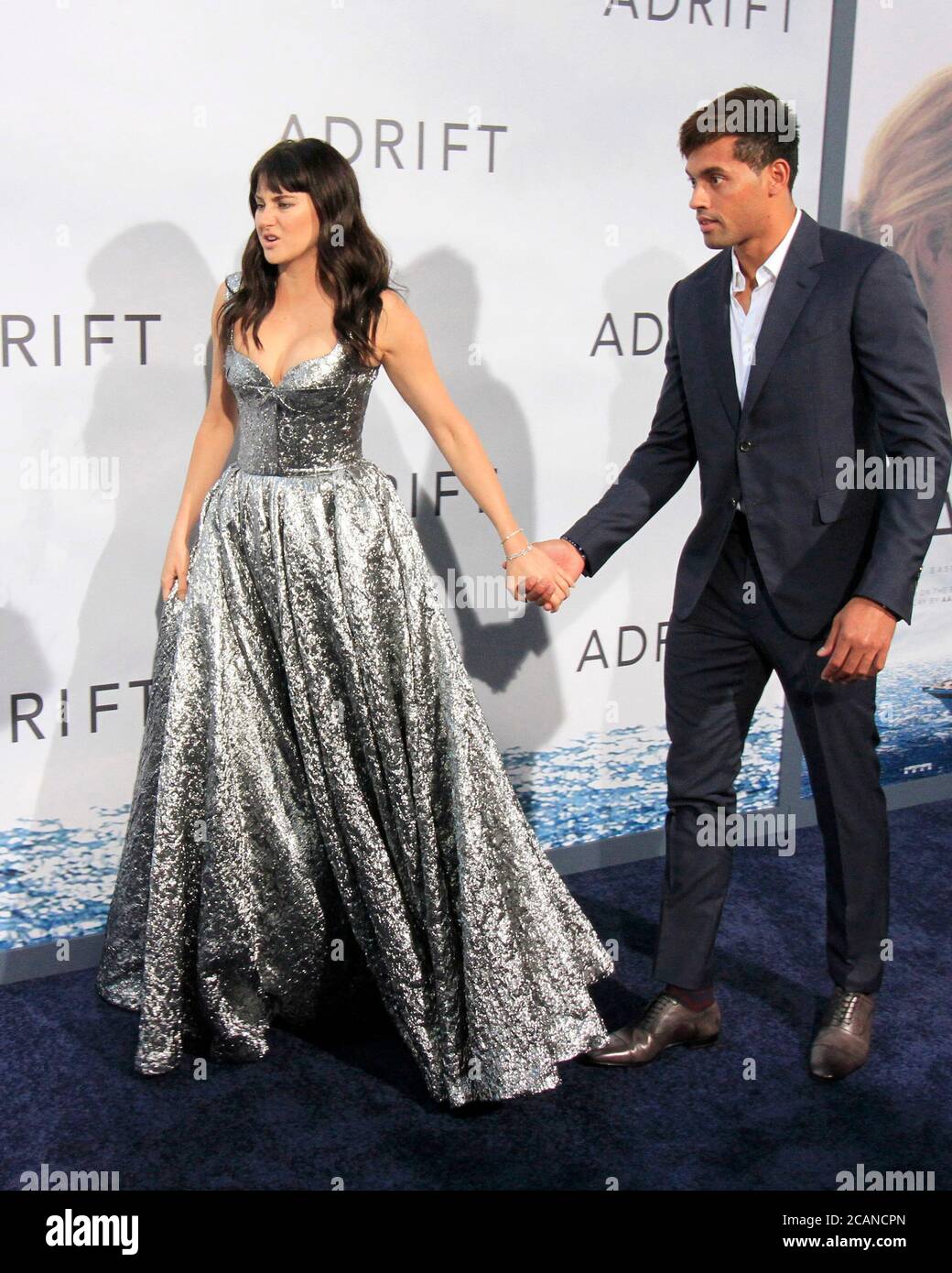 LOS ANGELES - MAY 23: Shailene Woodley, Ben Volavola at the "Adrift ...