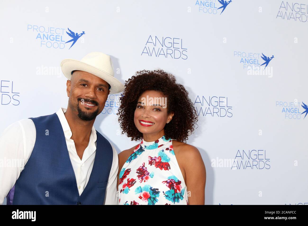 LOS ANGELES - AUG 18: CJ Lindsey, Rochelle Aytes at the Angel Awards ...