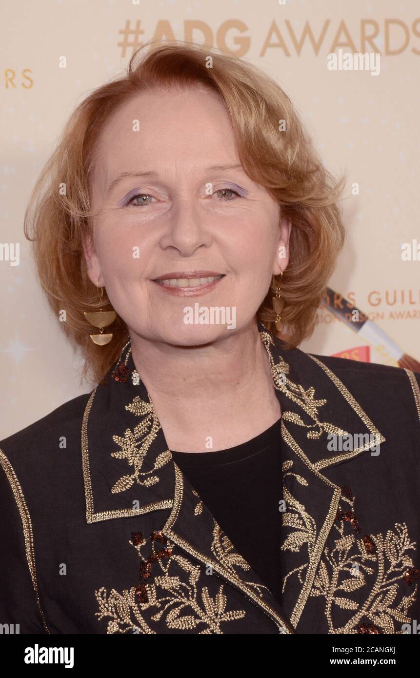 LOS ANGELES - JAN 27: Kate Burton at the 22nd Annual Art Directors ...