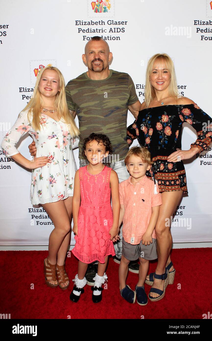 LOS ANGELES - OCT 28: Chuck Liddell, Family at the "A Time For Heroes ...