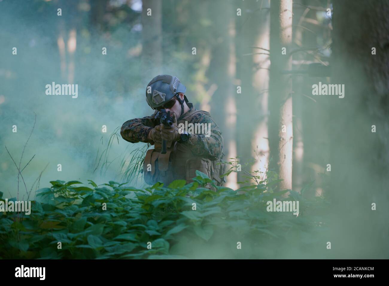 Laser beam position hi-res stock photography and images - Alamy