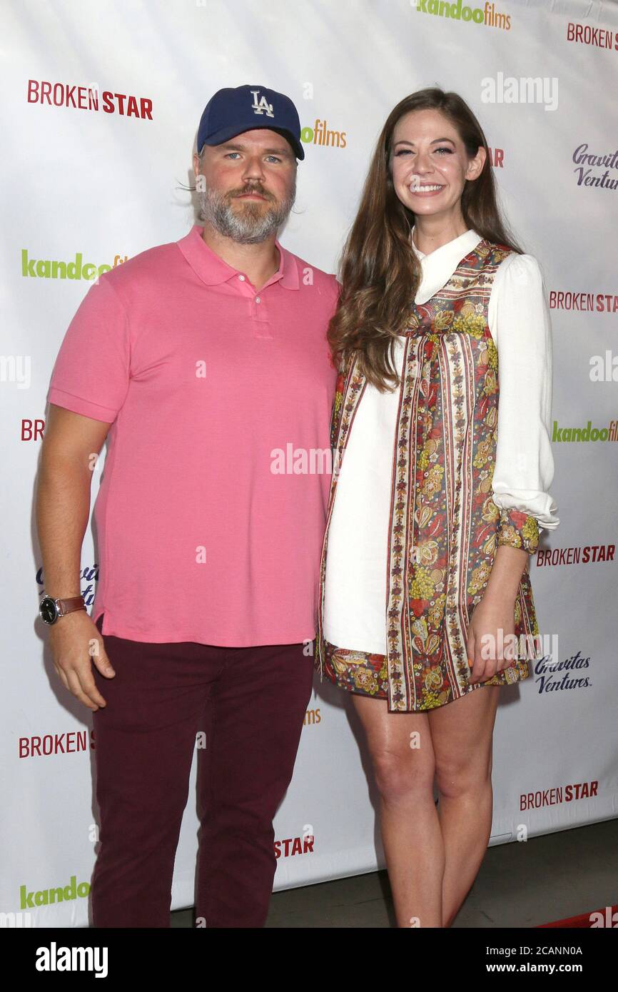 Ca tyler labine hi-res stock photography and images - Alamy