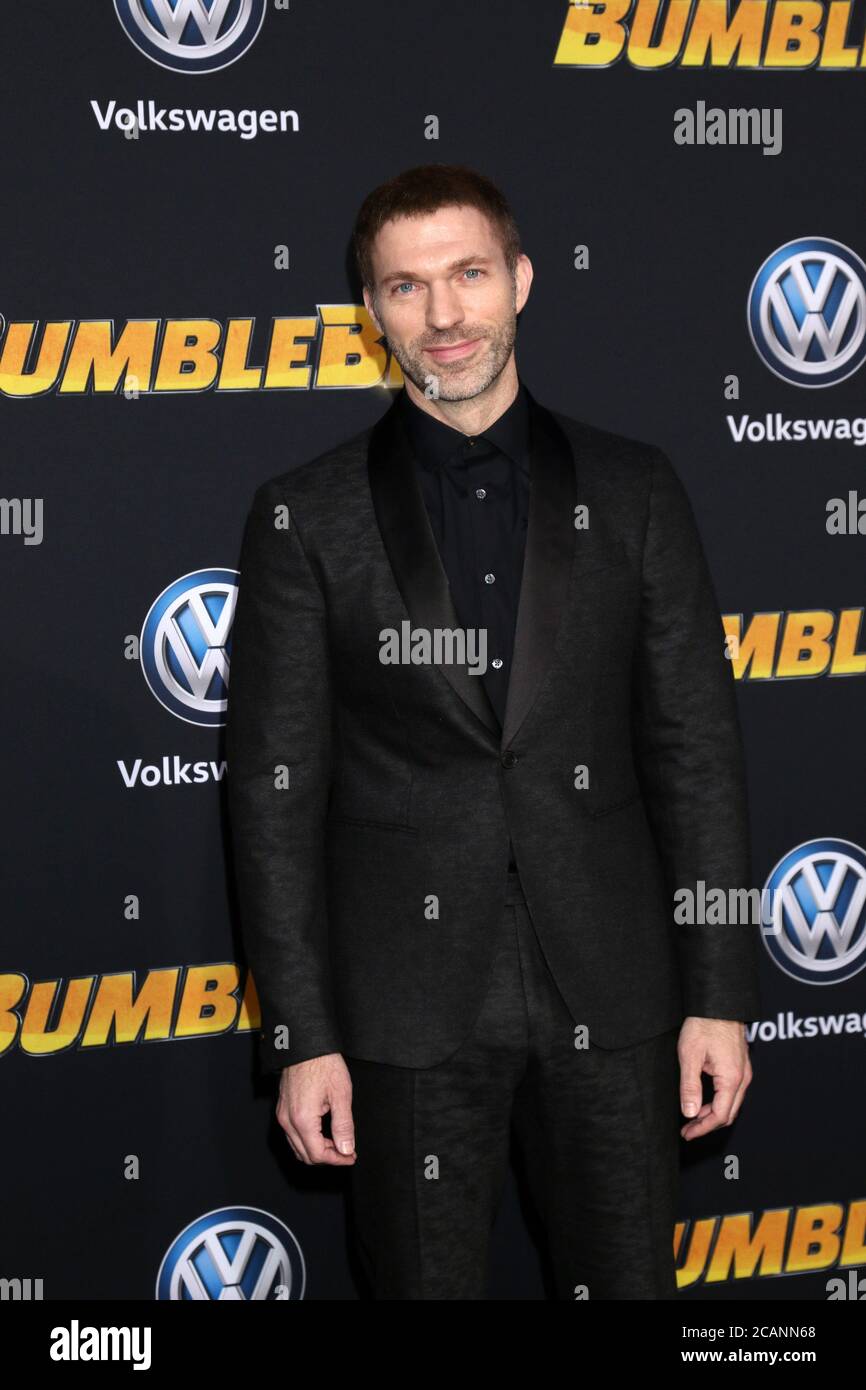 LOS ANGELES - DEC 9: Travis Knight at the "Bumblebee" World Premiere at ...