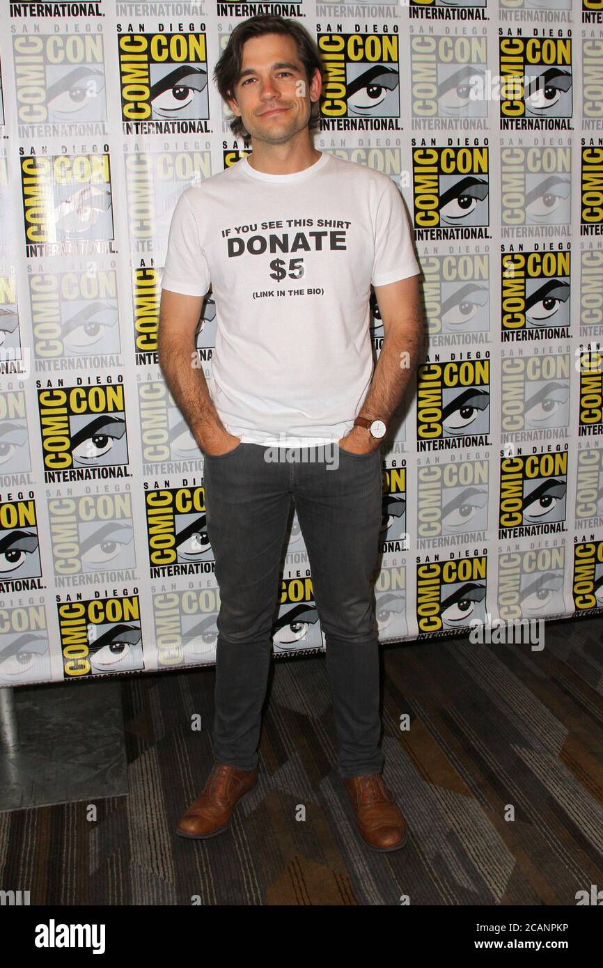 SAN DIEGO - July 21: Jason Ralph at the "The Magicians" Press Line at ...