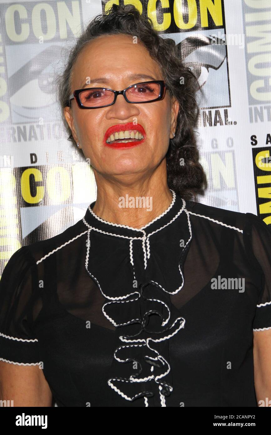 SAN DIEGO - July 19: Rena Owen at the "Siren" Press Line at the Comic ...