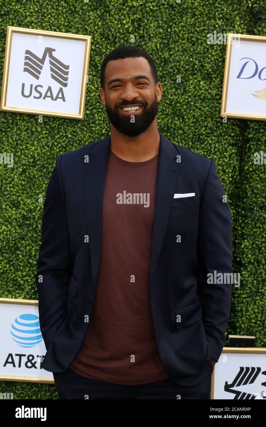 LOS ANGELES - OCT 14: Spencer Paysinger at the CW Network's Fall Launch ...