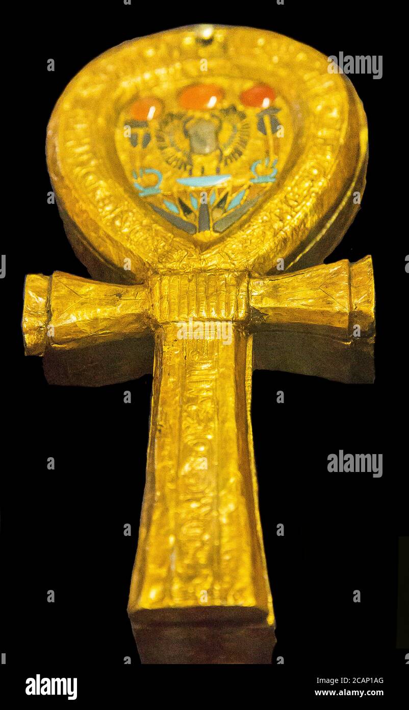 Tut ankh hi-res stock photography and images - Alamy