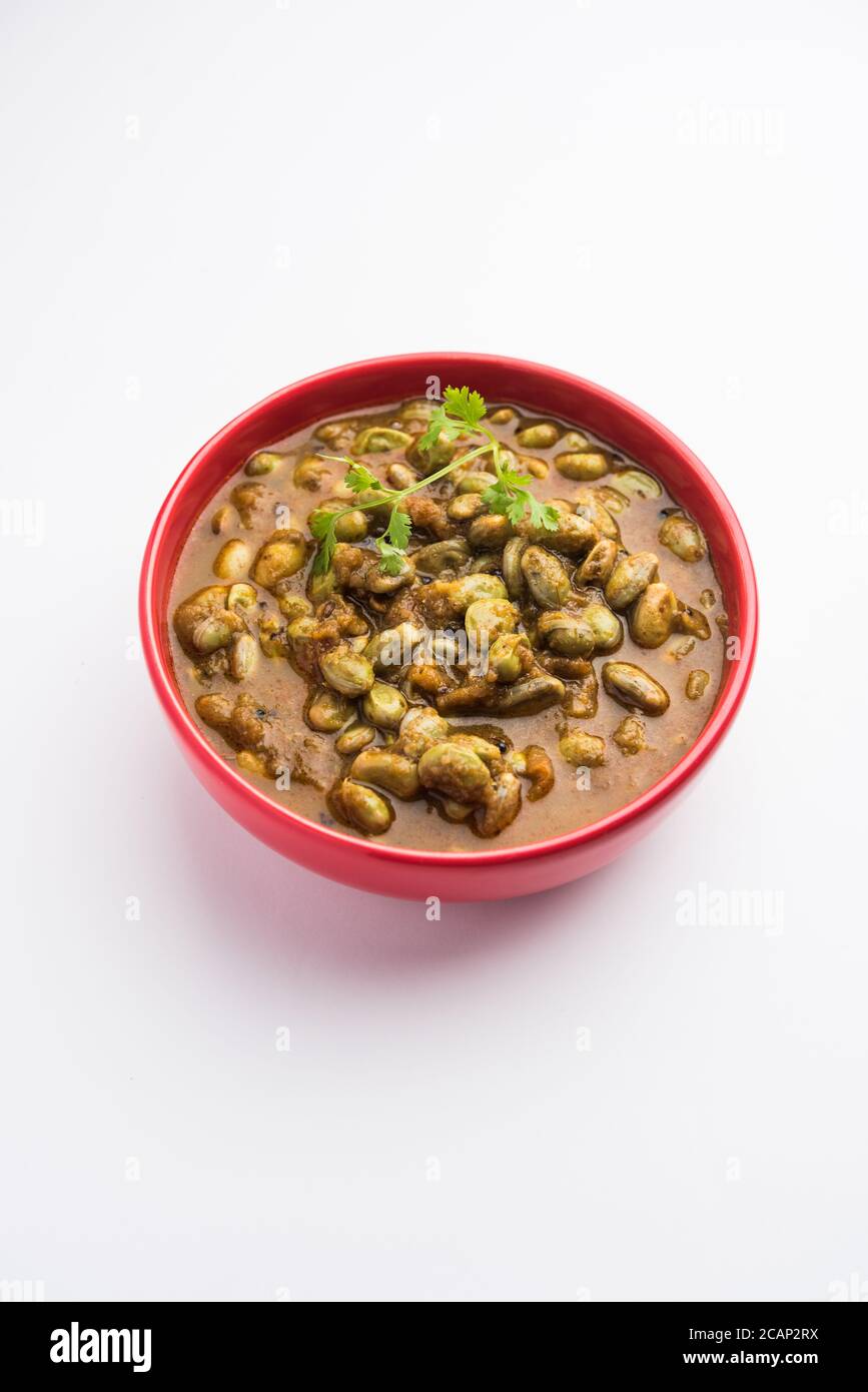 Pavta Bhaji or Lima Beans Curry Recipe also known as Popat Dana sabzi ...