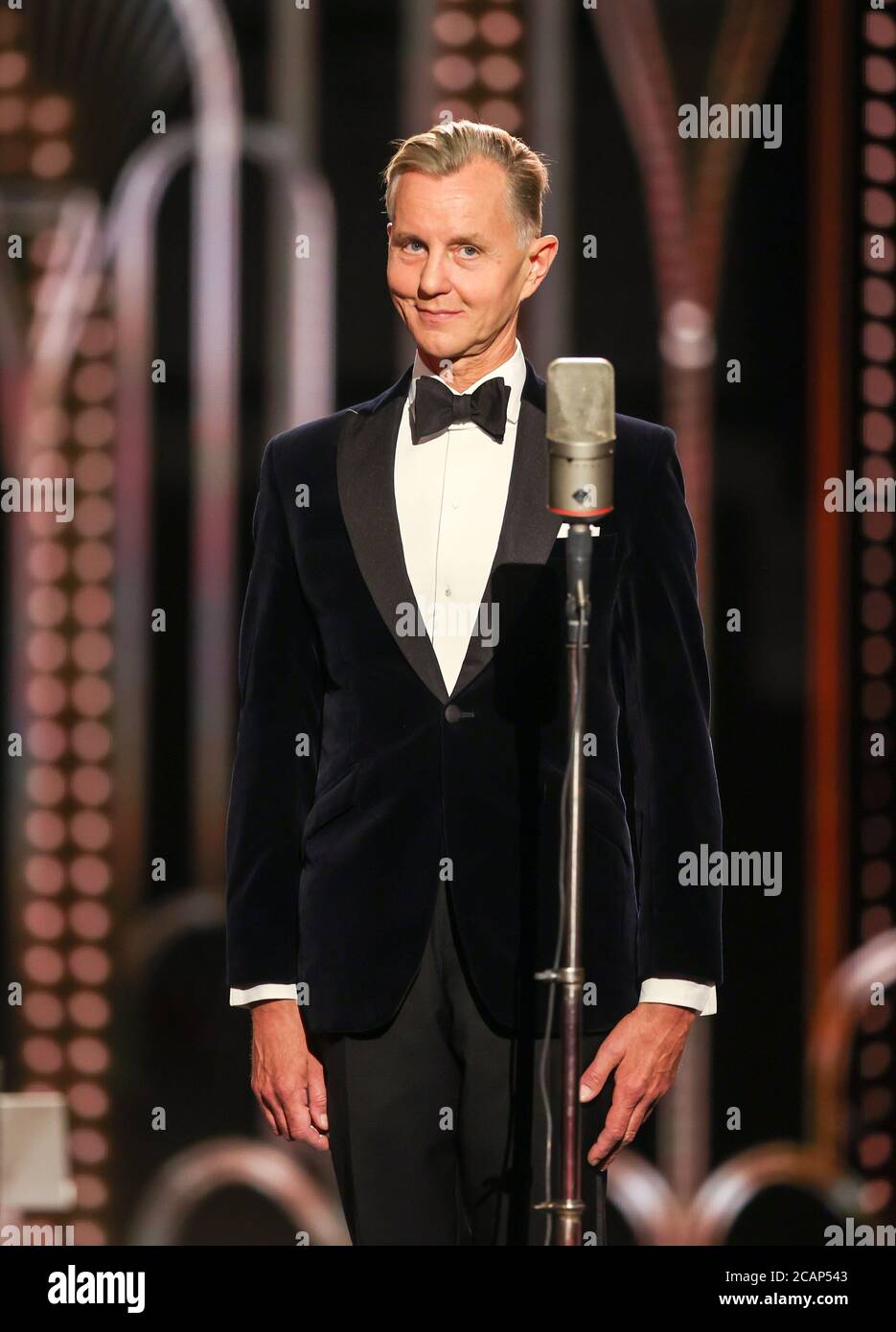 06 August 2020, Saxony, Leipzig: The German singer Max Raabe sings in ...