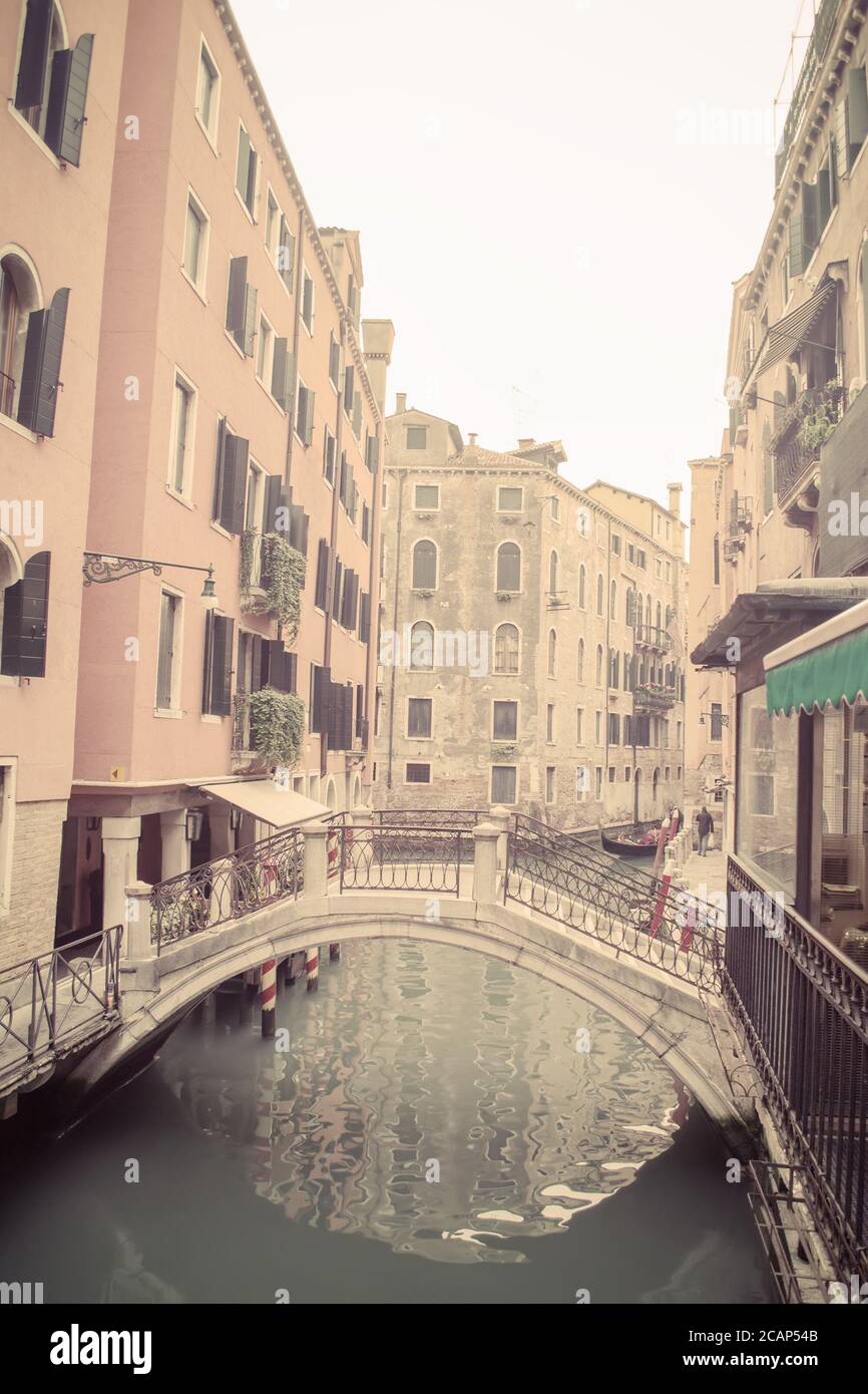 small bridge in Venice in vintage tone Stock Photo - Alamy