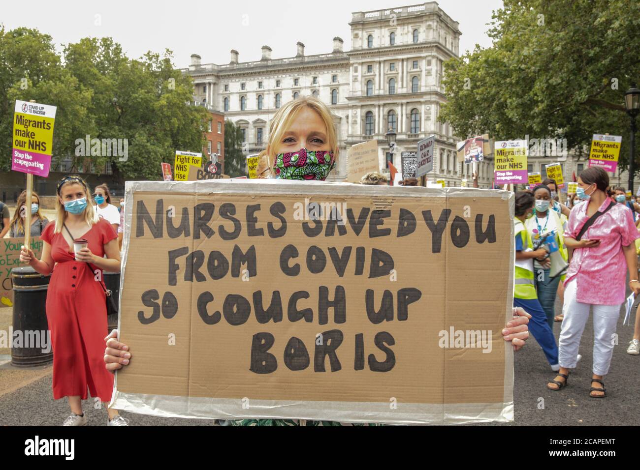 Nhs pay rise hi-res stock photography and images - Alamy