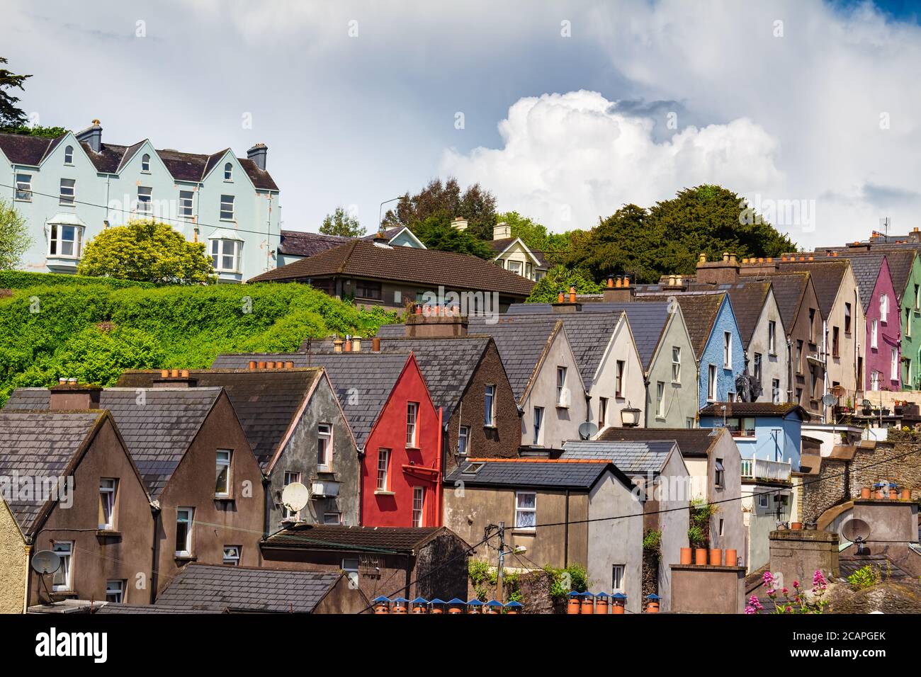Paired houses hi-res stock photography and images - Alamy