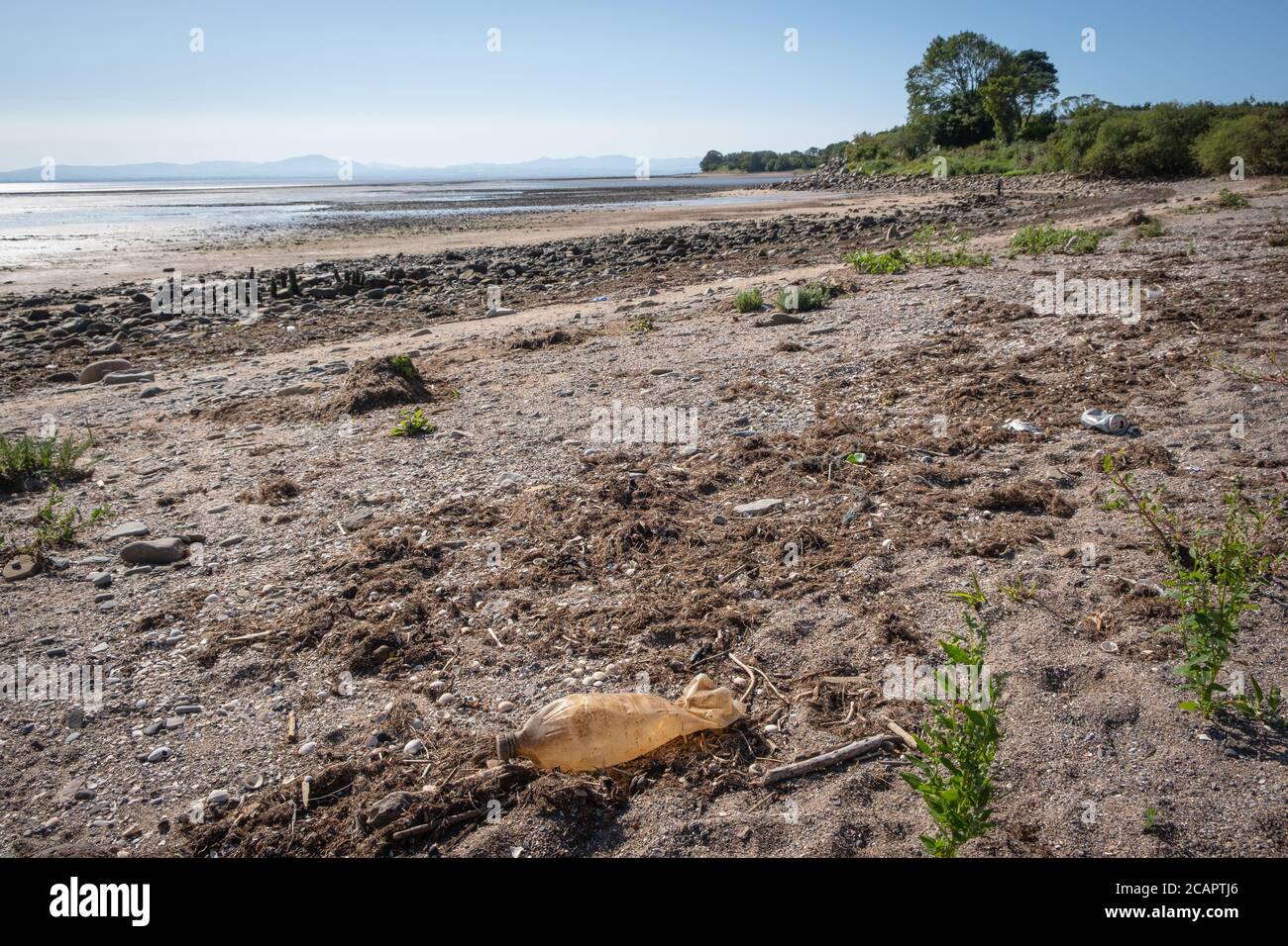 Pollution beach scotland hi-res stock photography and images - Alamy