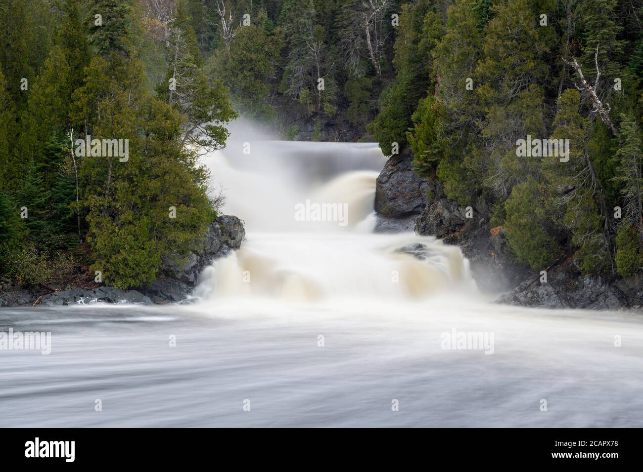 Magpie river hi-res stock photography and images - Alamy