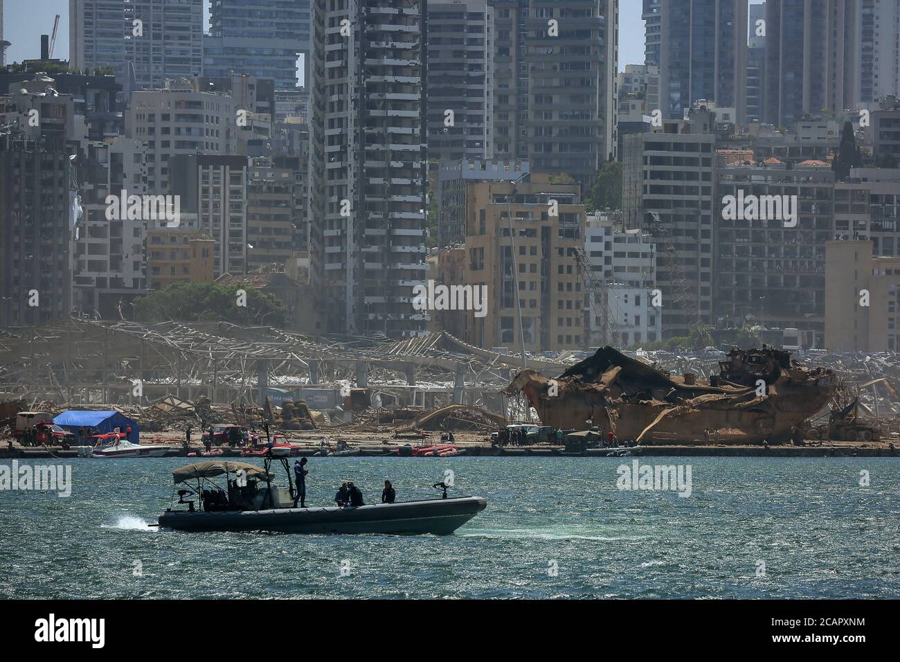 Beirut, Lebanon. 08th Aug, 2020. A Lebanese army speed boat sails in ...