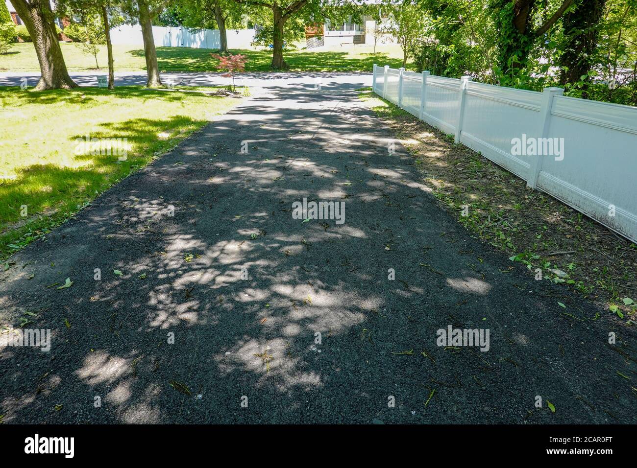 Long Driveway High Resolution Stock Photography and Images - Alamy