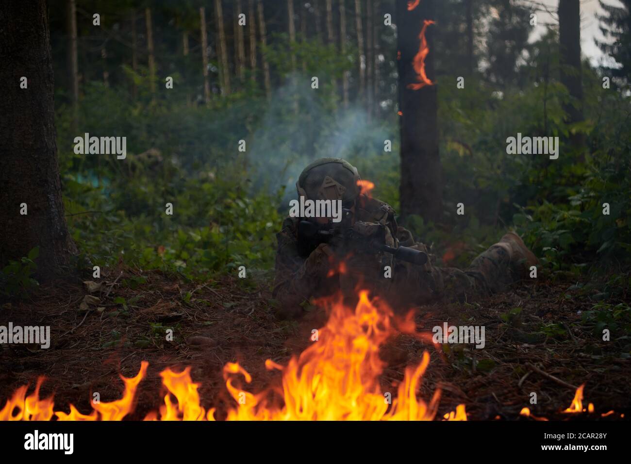 modern warfare soldier in action combat Stock Photo - Alamy