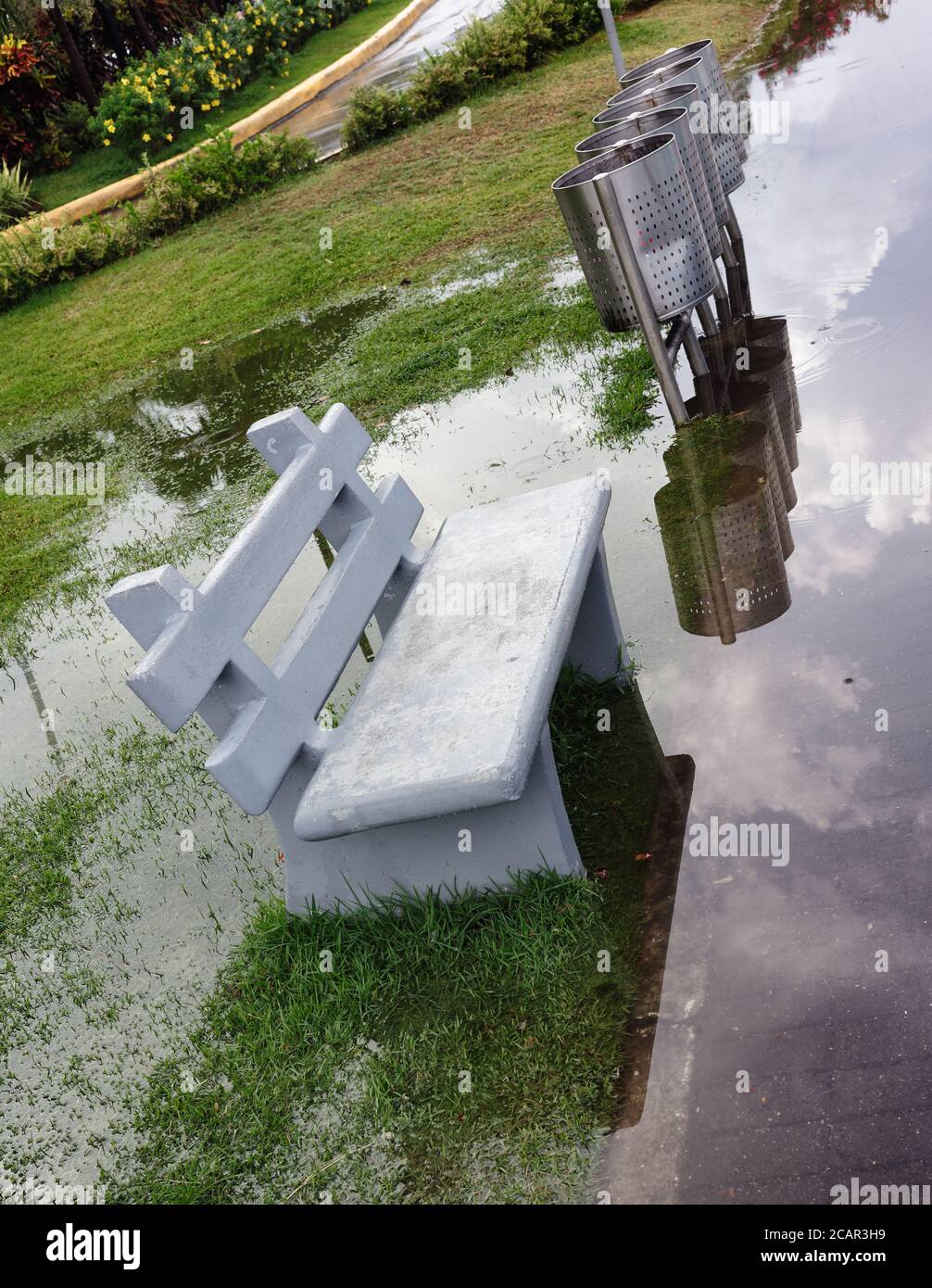 Recycling bins in rain hi-res stock photography and images - Alamy