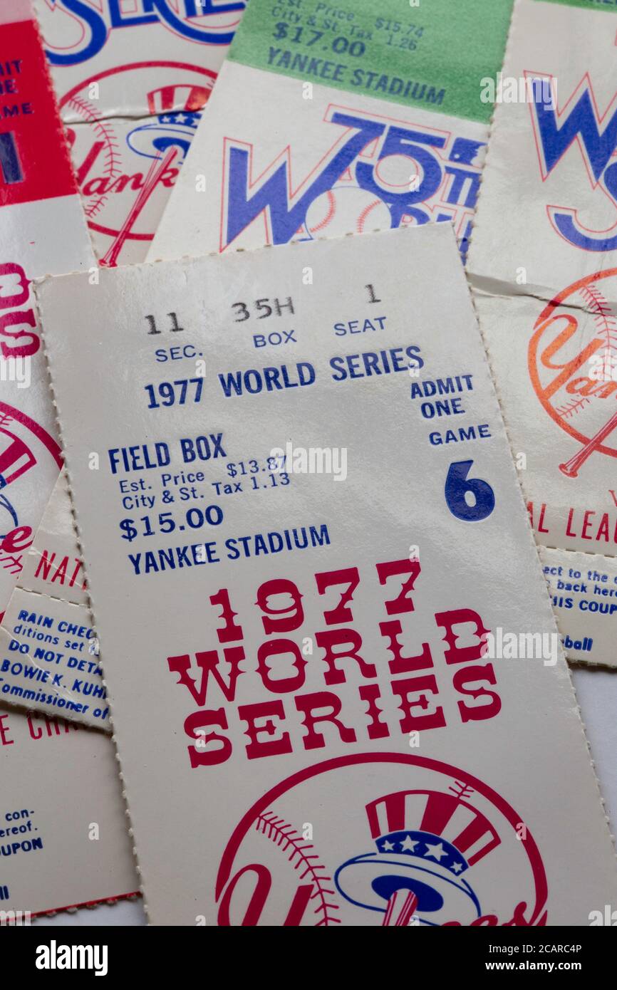 1970s baseball hi-res stock photography and images - Alamy