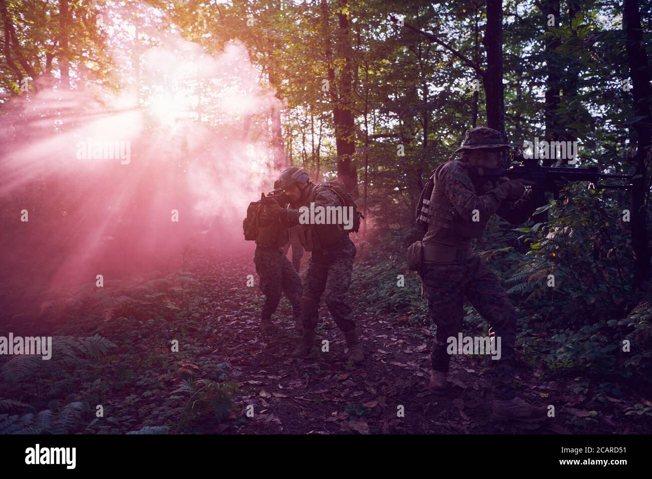 Modern warfare Soldiers Squad Running as Team in Battle Formation Stock ...