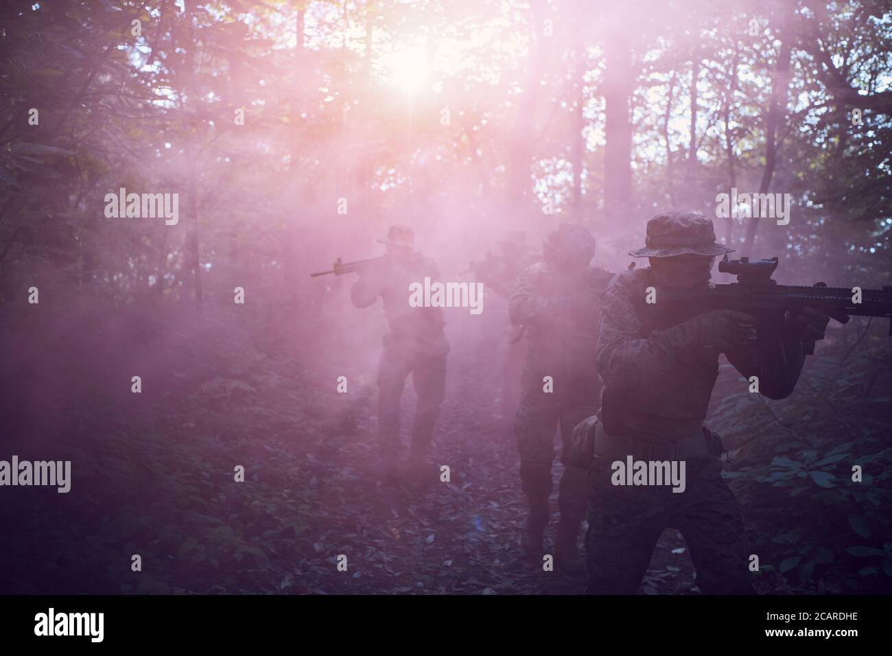 Modern warfare Soldiers Squad Running as Team in Battle Formation Stock ...
