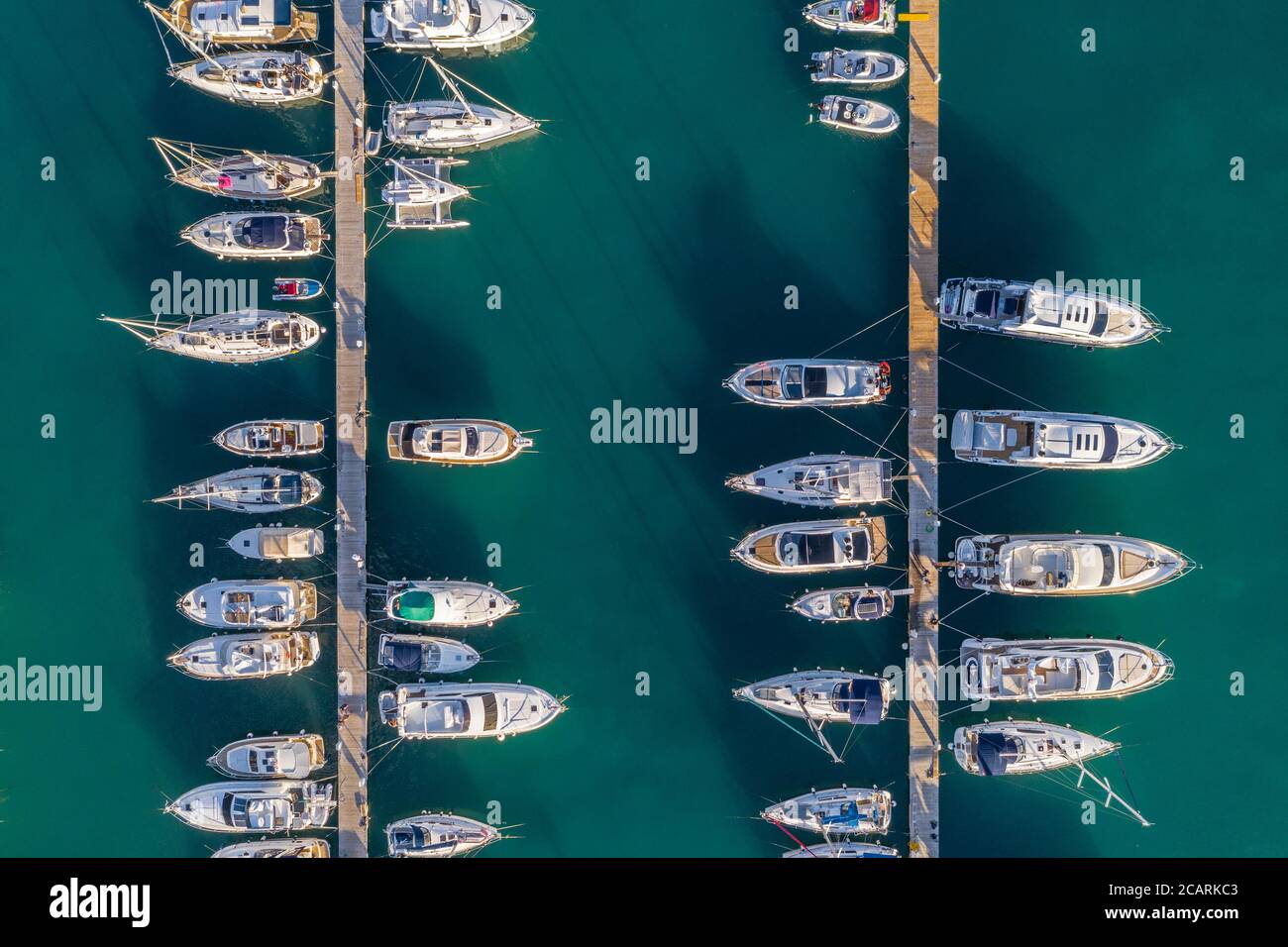 Port sea boat hi-res stock photography and images - Alamy