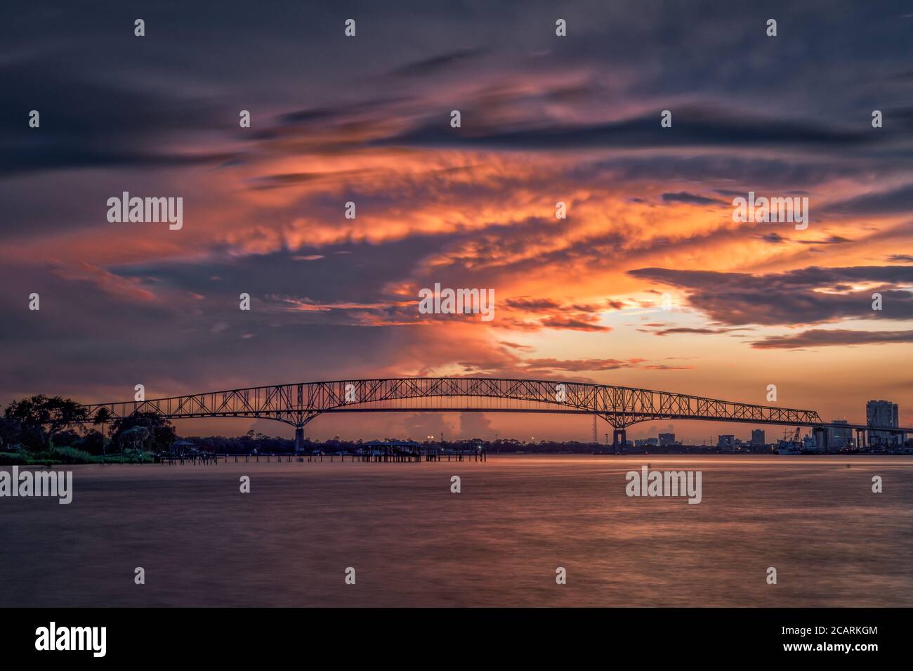 Hart bridge sunset hi-res stock photography and images - Alamy