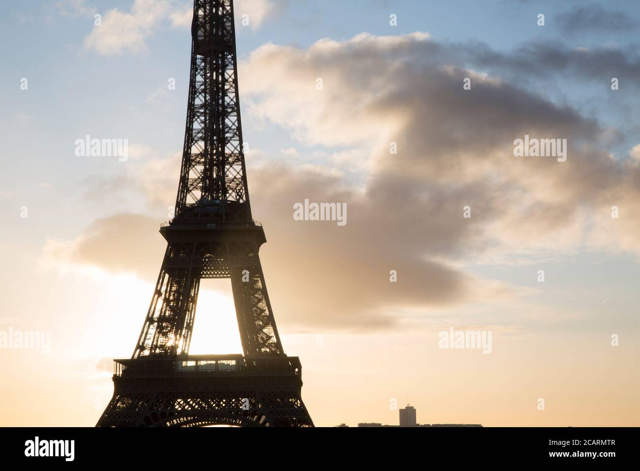 Middle part eiffel tower hi-res stock photography and images - Alamy