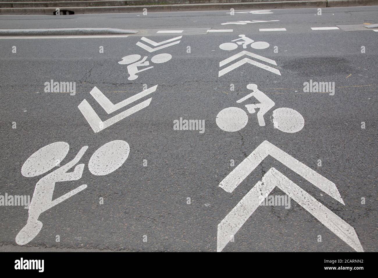 Cycle Lane Symbol in Paris; France Stock Photo - Alamy