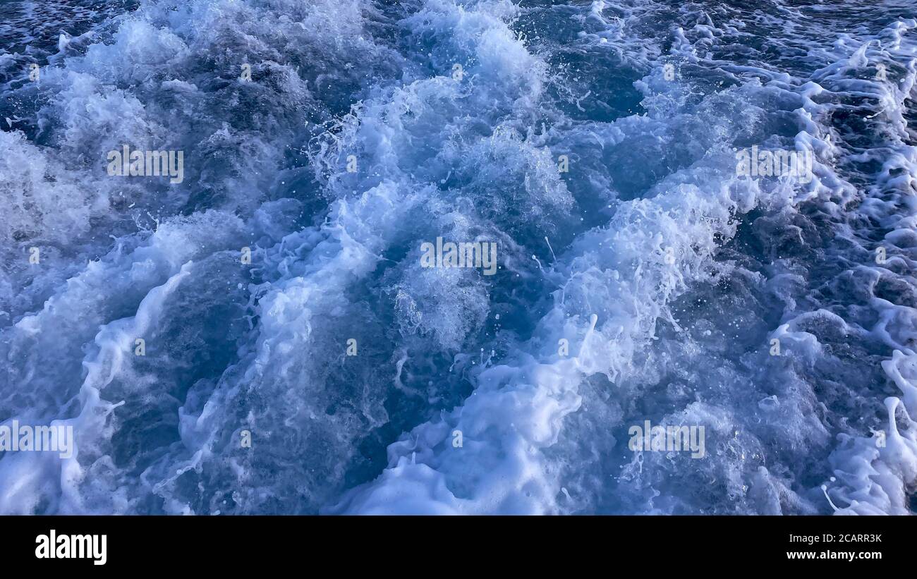 Seawater motion hi-res stock photography and images - Alamy