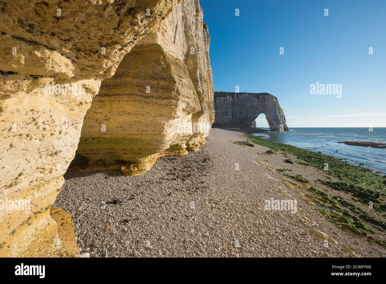Cliffs of Etretat on the French channel coast Stock Photo - Alamy
