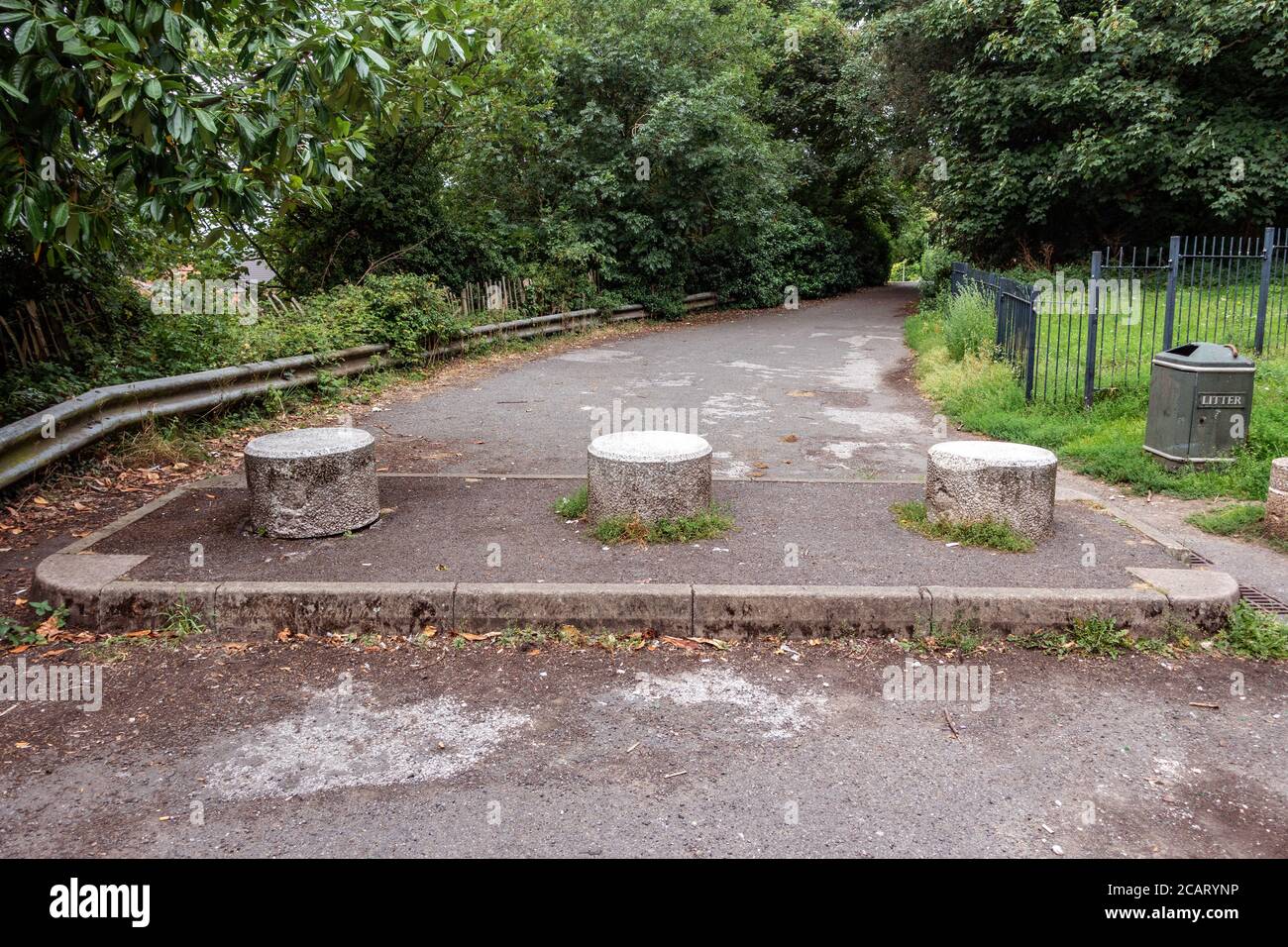 Concrete bollards hi-res stock photography and images - Alamy