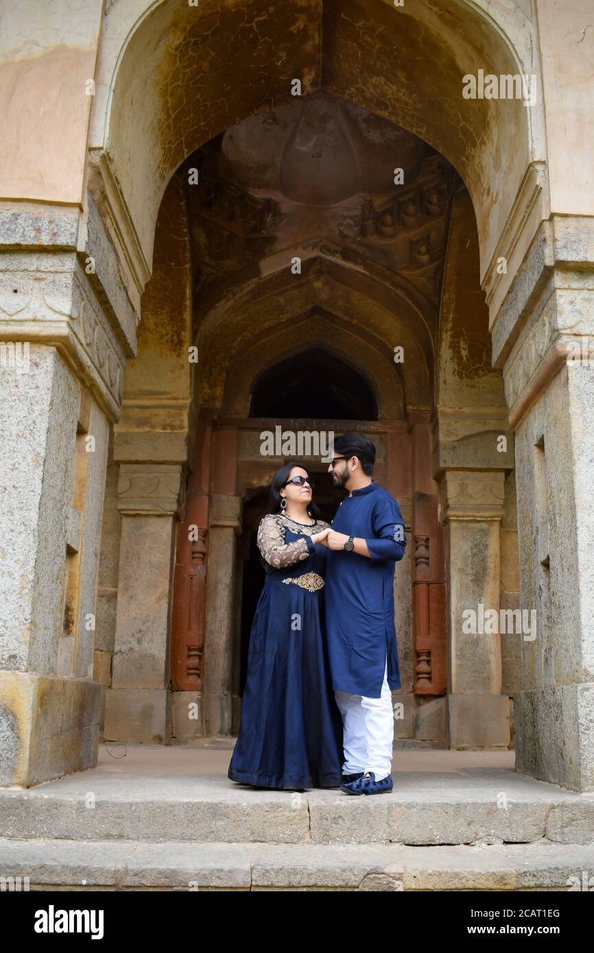 Indian couple pre wedding shoot hi-res stock photography and images - Alamy
