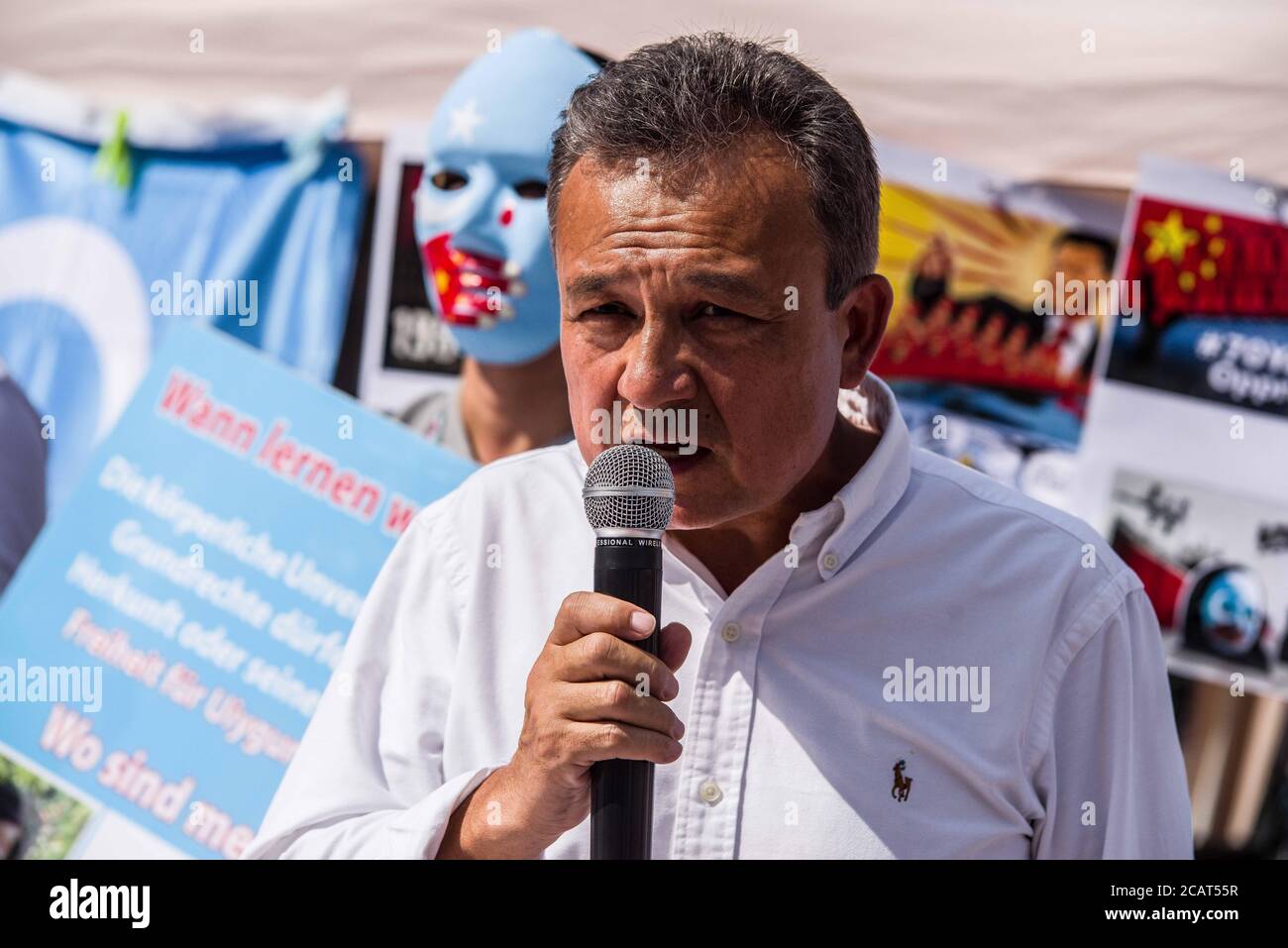 Dolkun isa hi-res stock photography and images - Alamy