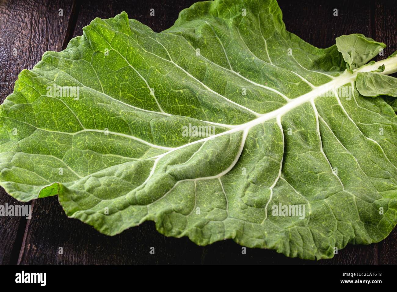 large kale leaves, loose and green, used in cooking Stock Photo - Alamy
