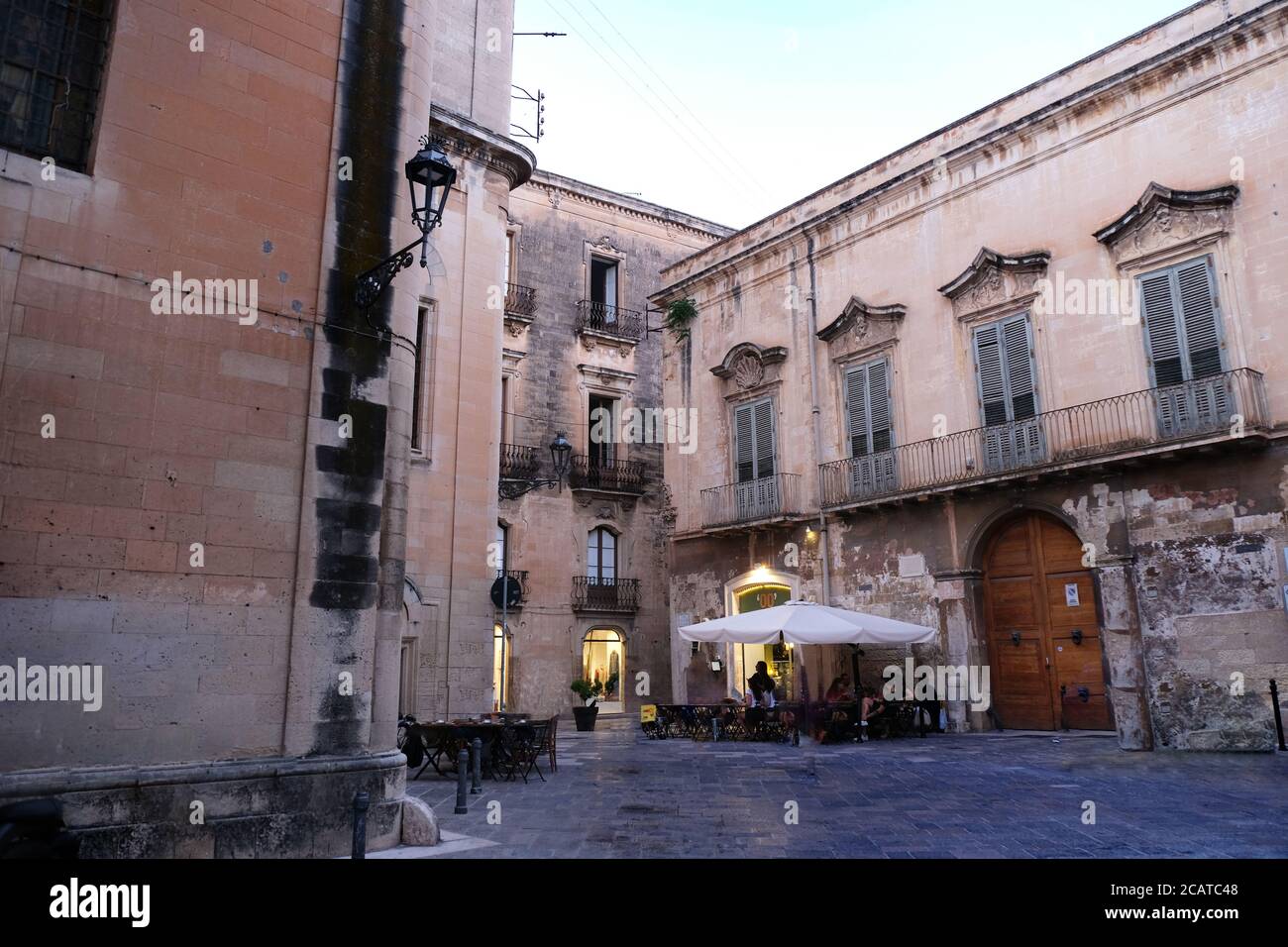 Lecce centro storico hi-res stock photography and images - Alamy