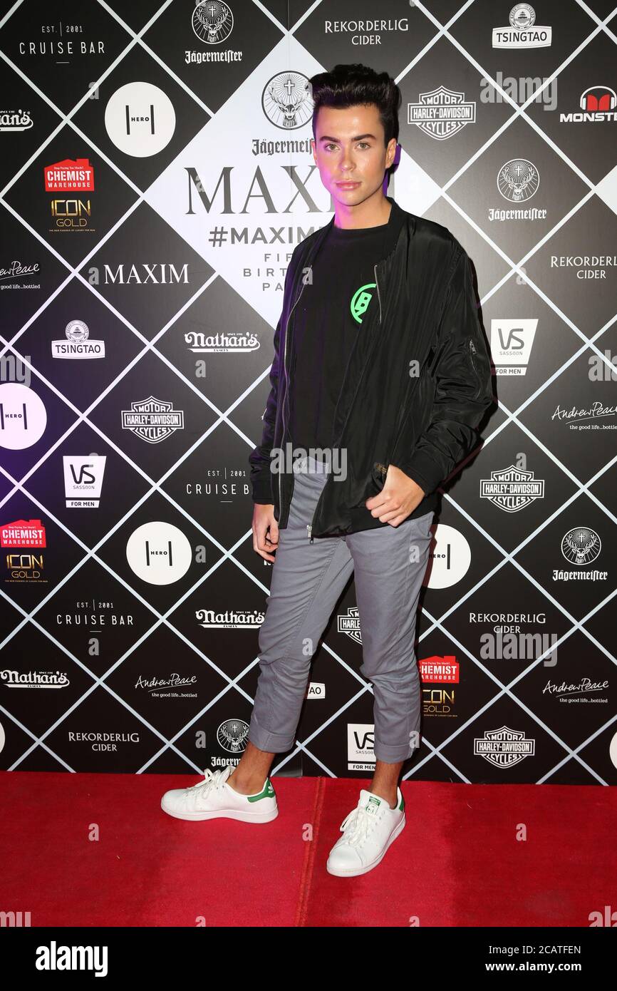 Kurt Coleman arrives on the red carpet for the Maxim magazine fifth ...