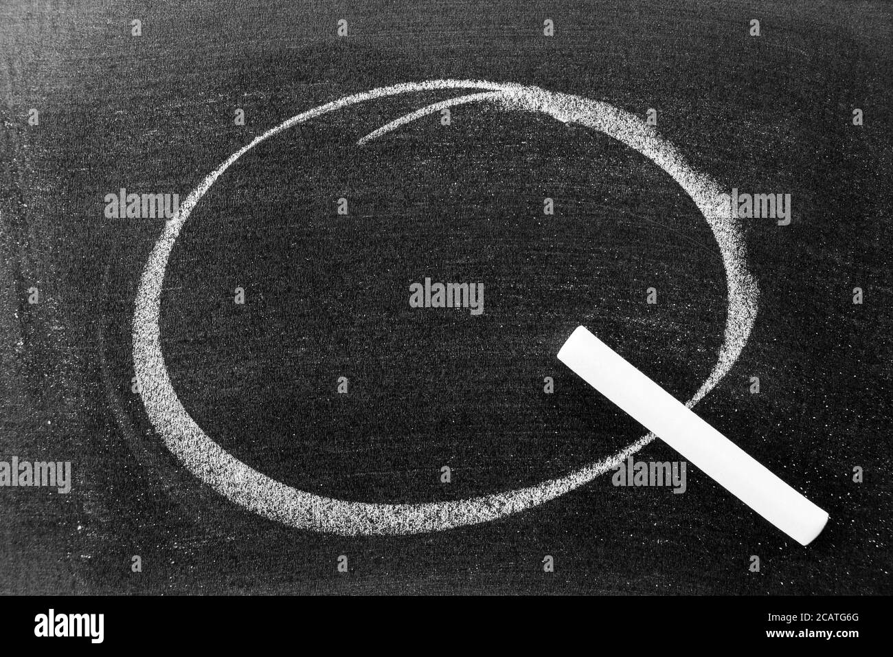 White color chalk hand drawing in circle or round shape and chalk on ...