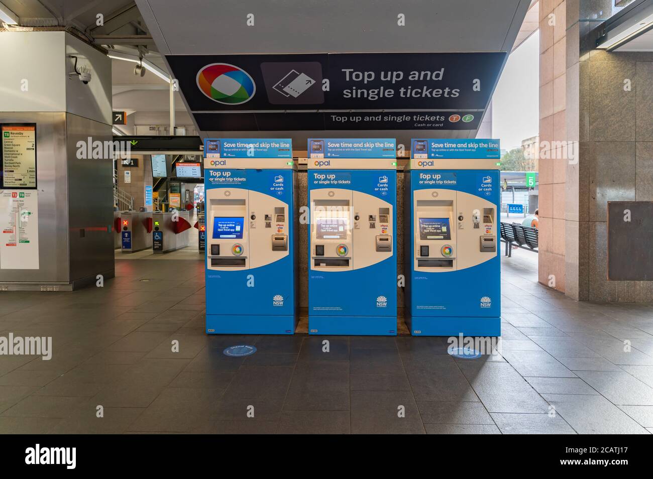 Opal ticket machine hi-res stock photography and images - Alamy