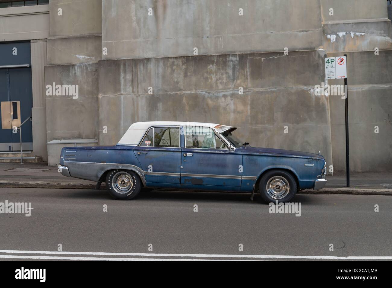 Valiant car hi-res stock photography and images - Alamy