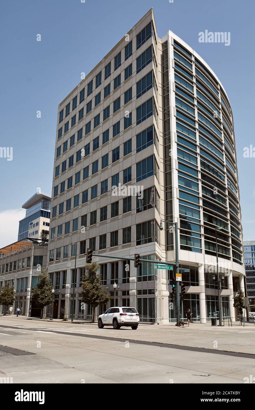 Buildings in financial district 4th hi-res stock photography and images ...