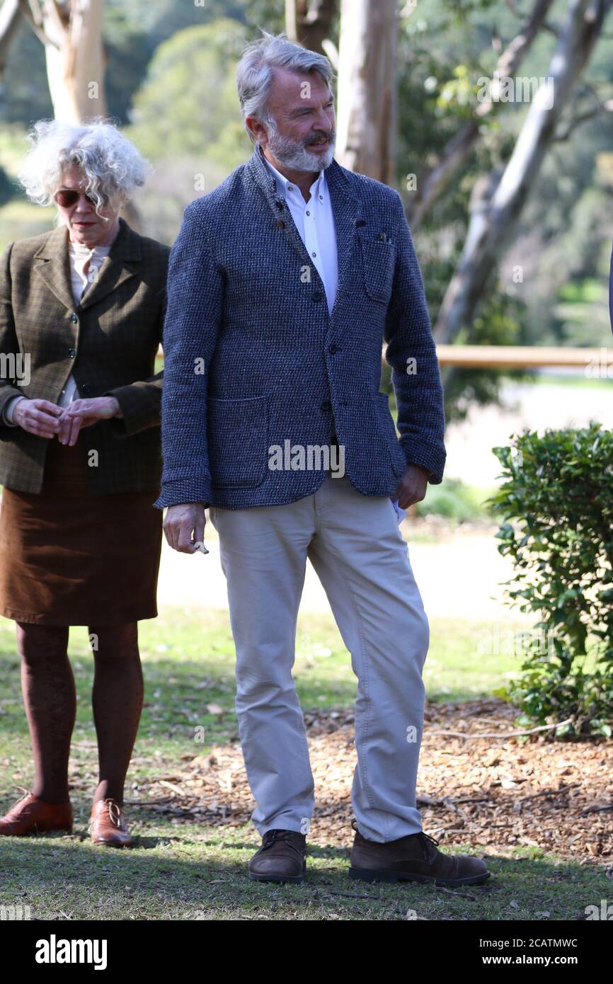 Sir sam neill hi-res stock photography and images - Alamy