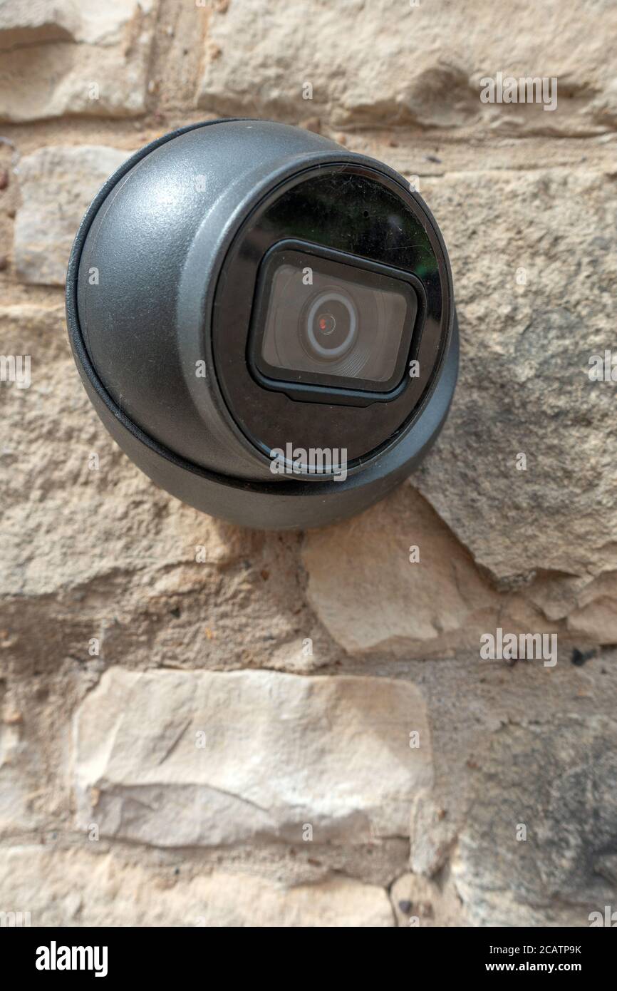 wall mounted CCTV high security camera Stock Photo - Alamy
