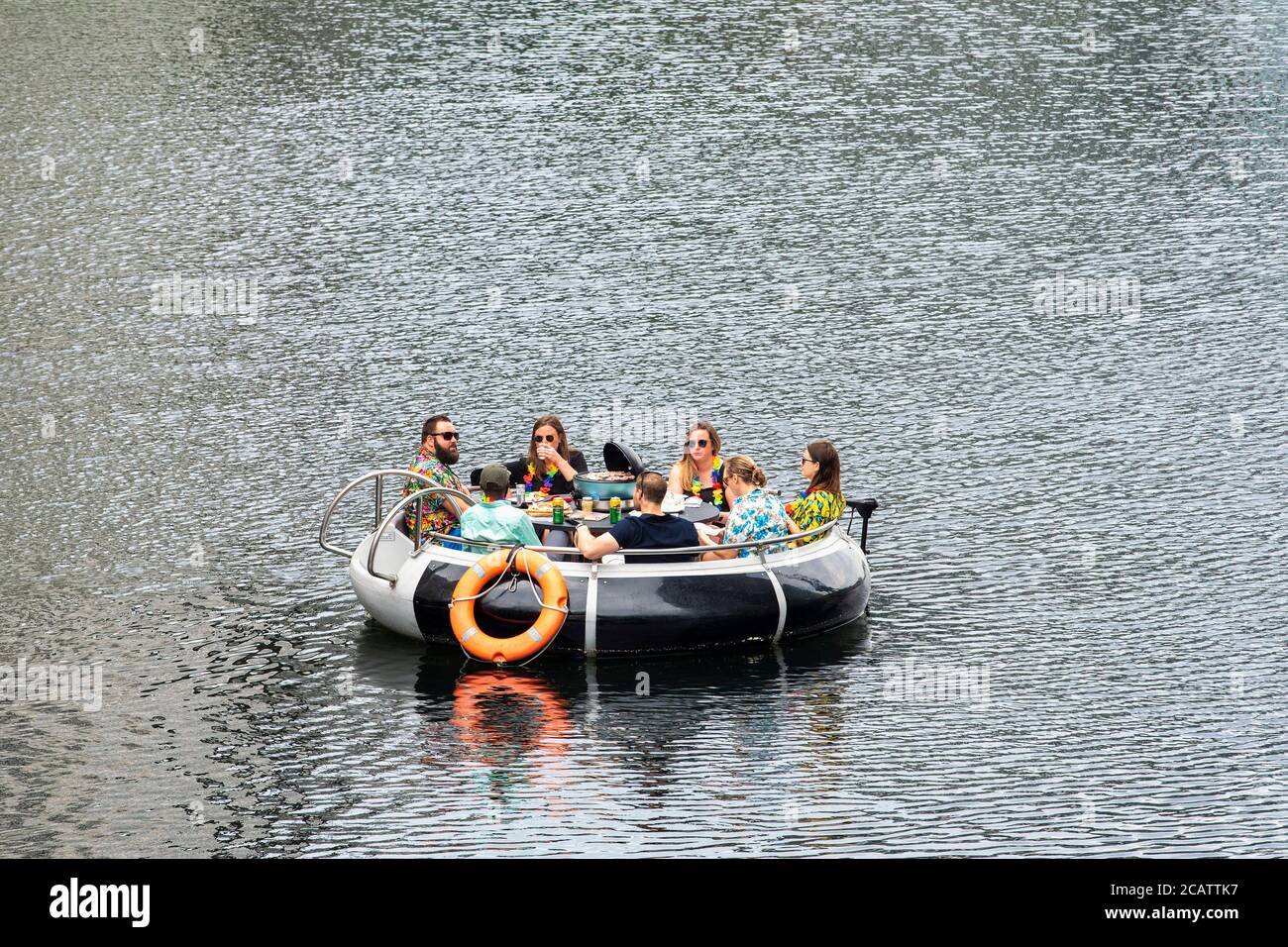 Skuna bbq boat hi-res stock photography and images - Alamy