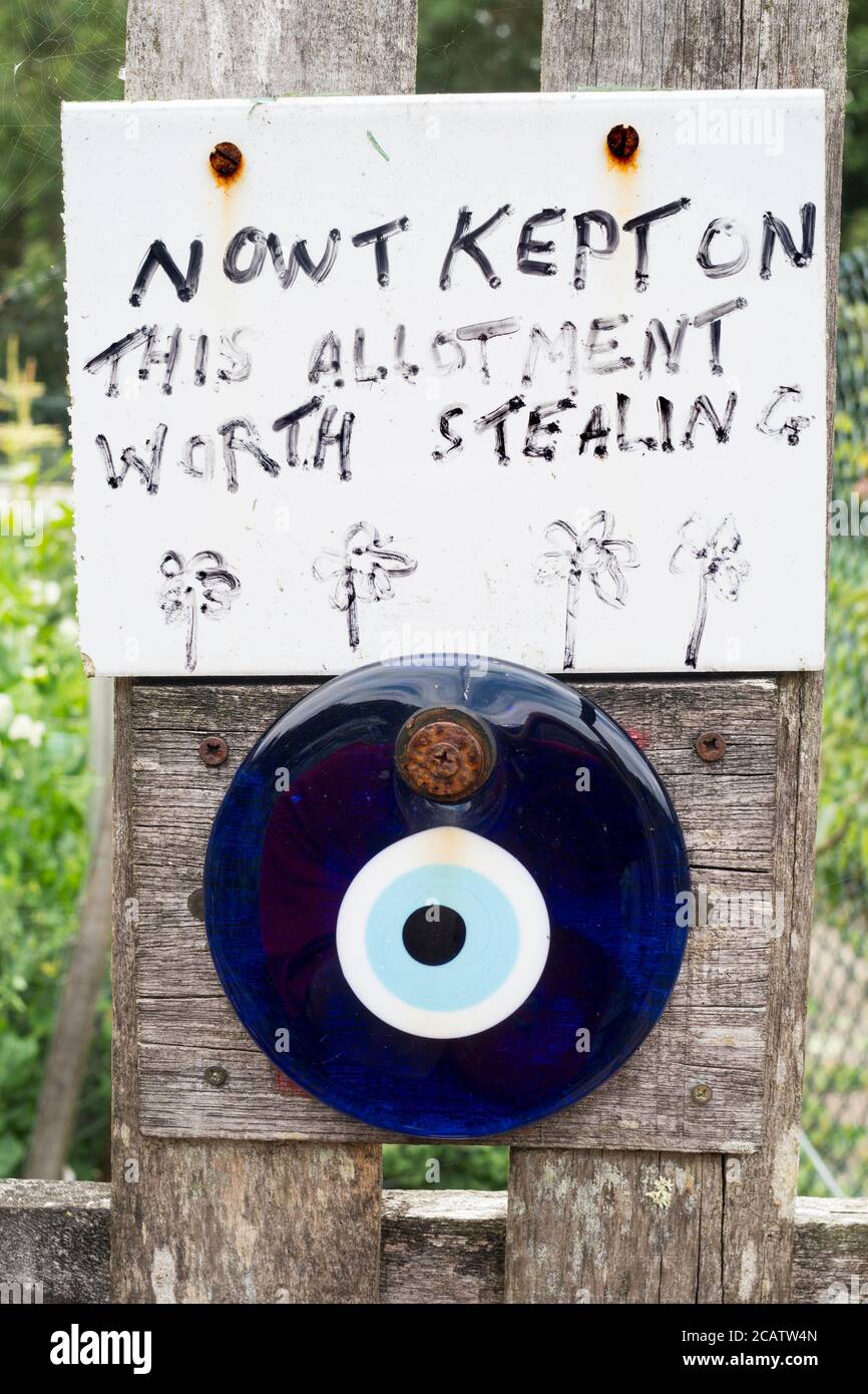 Nothing worth stealing hi-res stock photography and images - Alamy